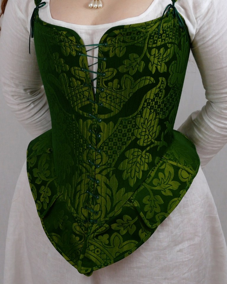 Historical Sewing: 16thC Bodies – phoebe roberts